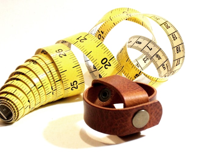 Knitting Yarn Divider, Leather Yarn Organizer, Yarn Splitter, Handmade ...