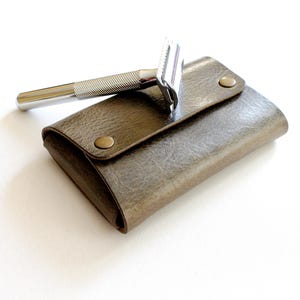 Handmade Leather Shaving Kit Holder: Italian Full Grain Travel Case - Etsy