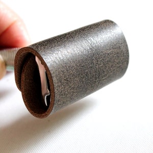 Minimalist Leather Safety Razor Cover, Personalized Razor Case ...