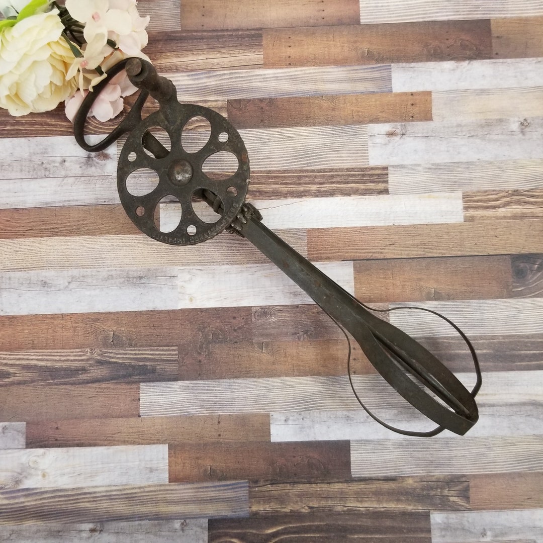 Antique Wood and Metal Beaters Egg Beater Dover Pattern Hand Operated ...