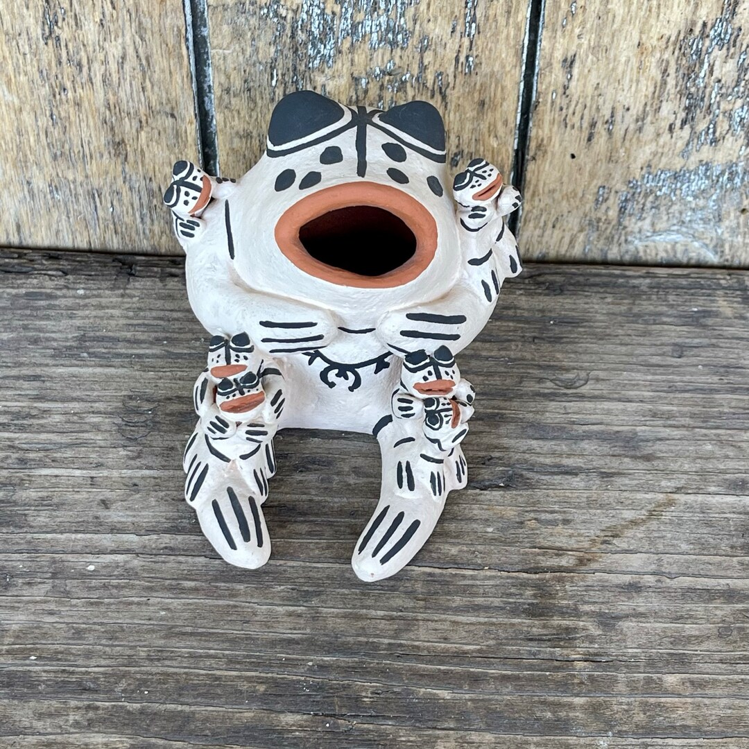 Authentic Native American Clay Storyteller Frog With 6 Babies Artist ...