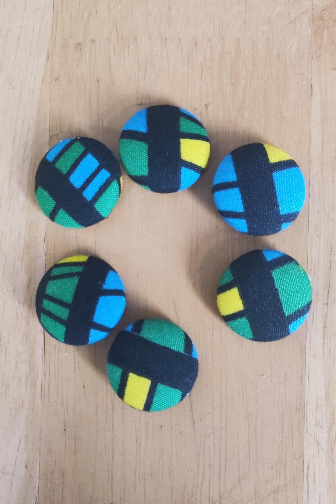 African Fabric Covered Buttons: Handmade Colorful Shank Buttons (22mm ...