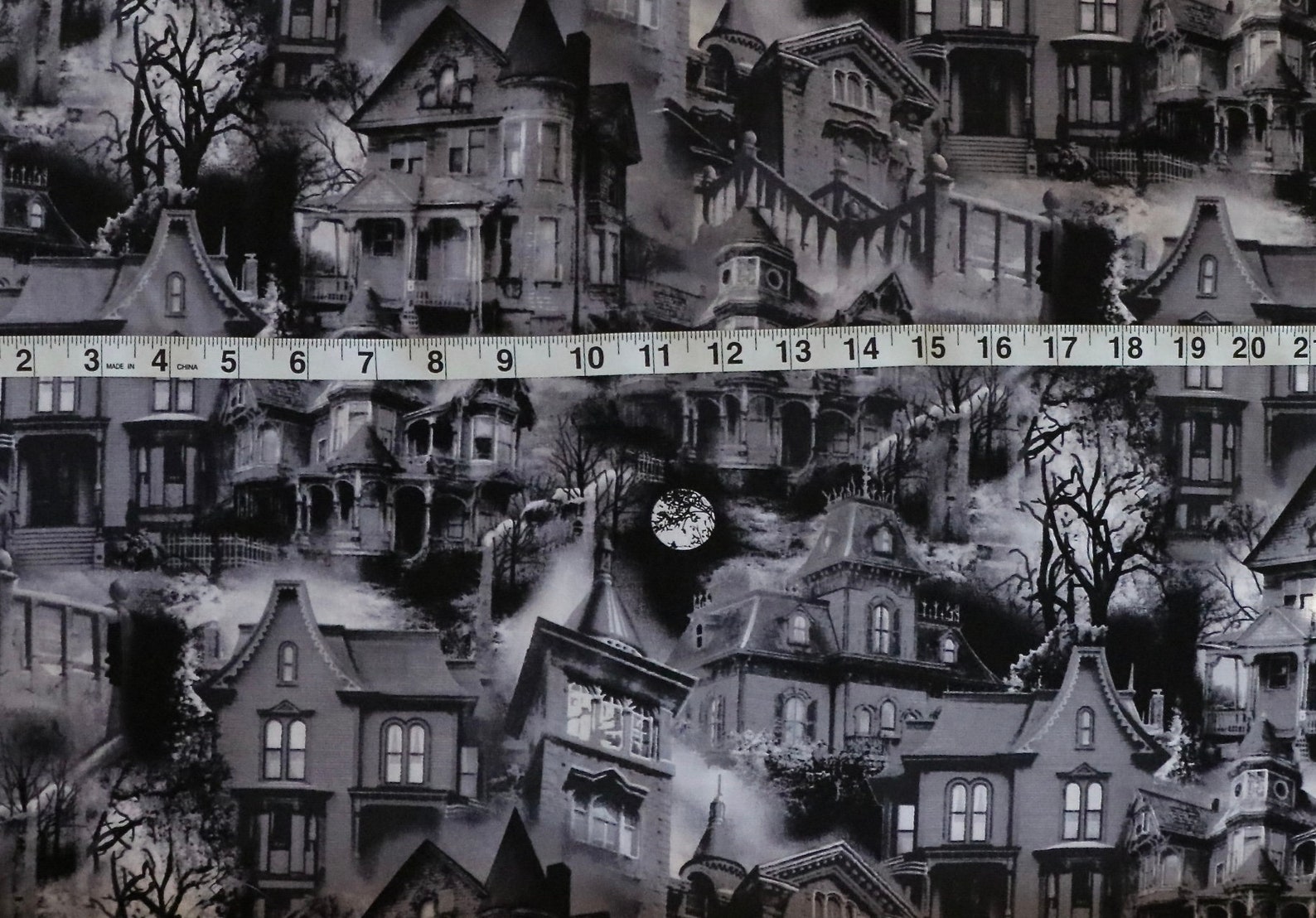 Timeless Treasures WICKED HAUNTED HOUSES C8640 Black Halloween 100% ...