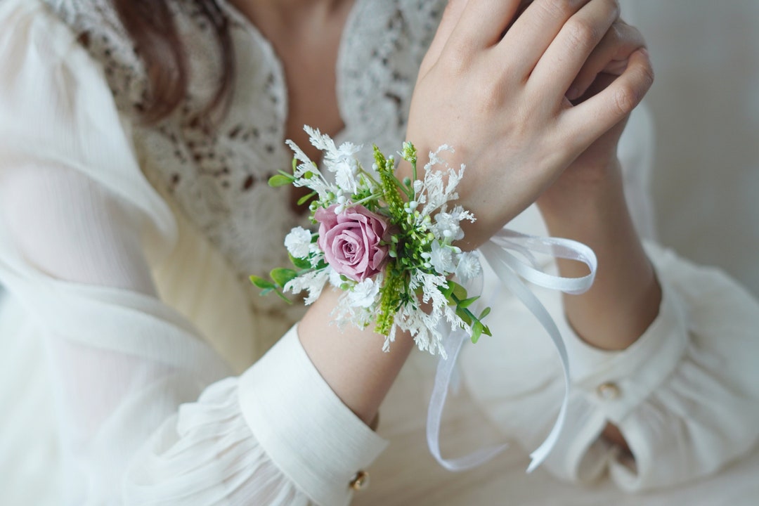 Green Wrist Corsage/corsages/wedding Corsages/dry Flower Corsages ...