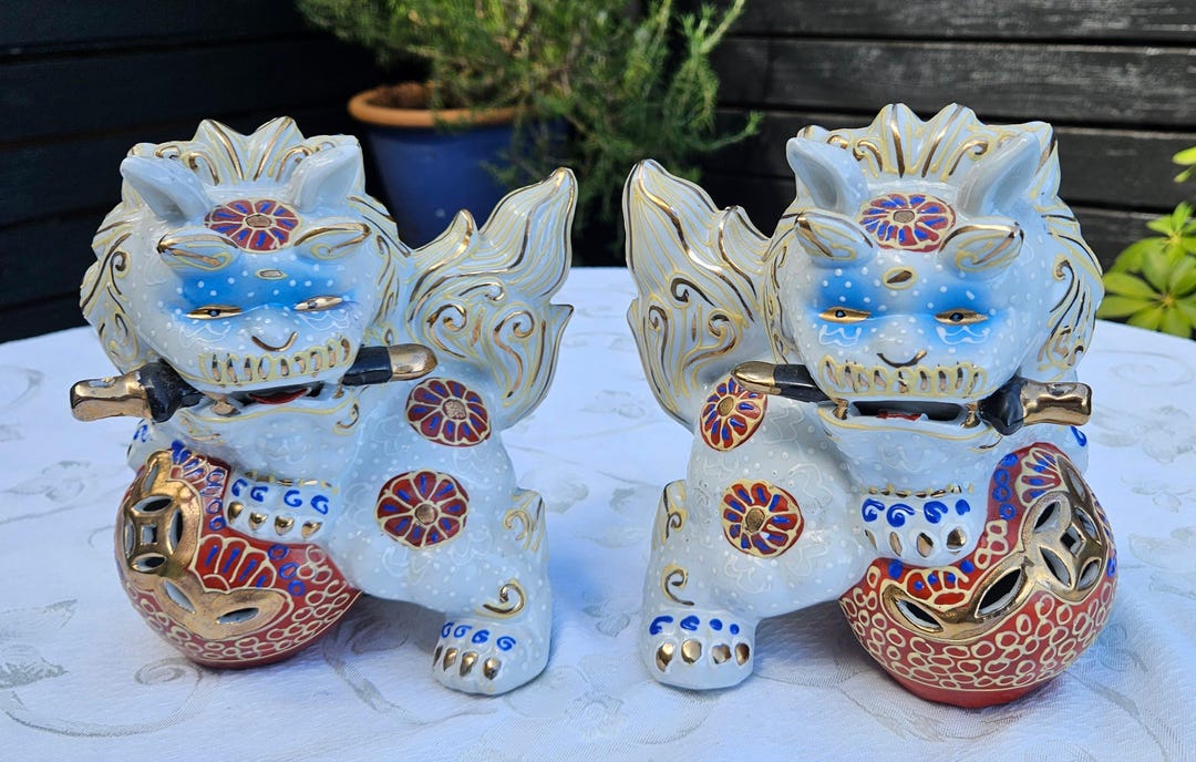Gorgeous Vintage Shi Shi or Foo Lions, Hand Painted Porcelain Foo Dogs ...