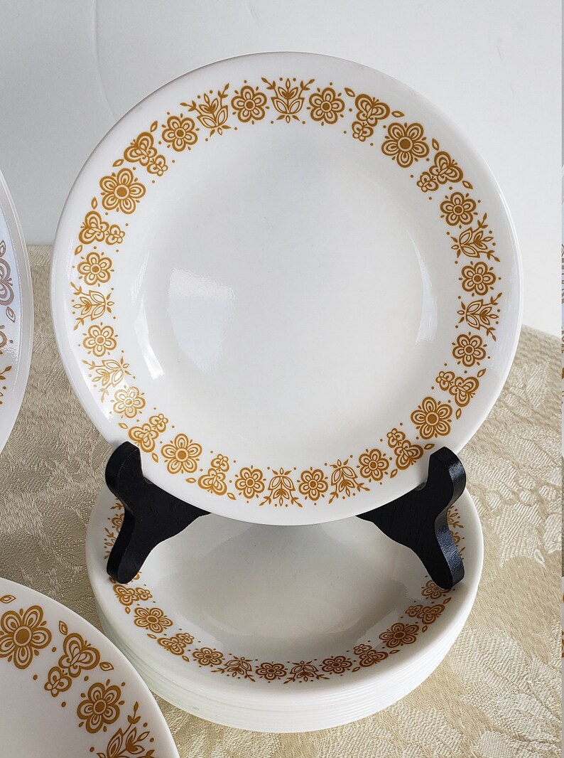Vintage Corelle Dinner Plates in the Butterfly Gold Pattern - Etsy