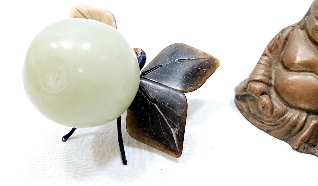 Vintage Jade Carved Apple With Jade Leaves, Carved Fruit With Jade ...