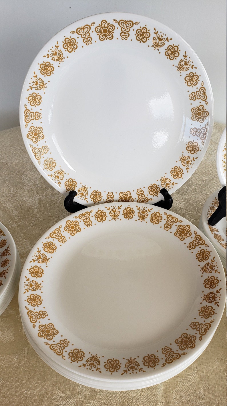 Vintage Corelle Dinner Plates in the Butterfly Gold Pattern - Etsy