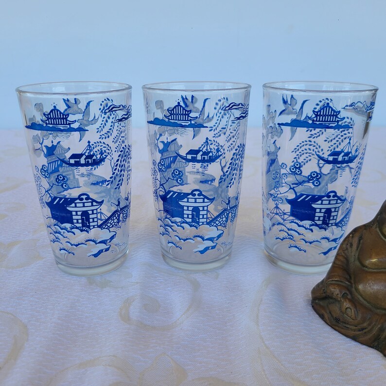 Vintage Blue Willow Glass Tumblers, Set of 3 - Etsy