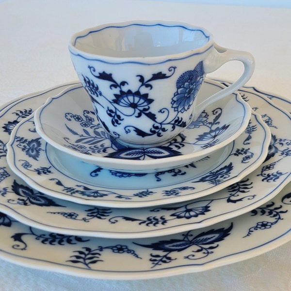 Blue Onion - Etsy