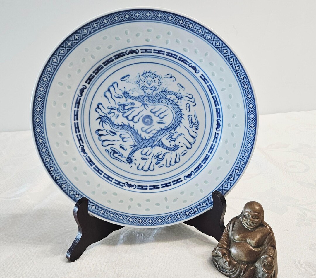 Vintage Porcelain Chinese Dragon 10 Inch Dinner Plates With Rice Eyes ...
