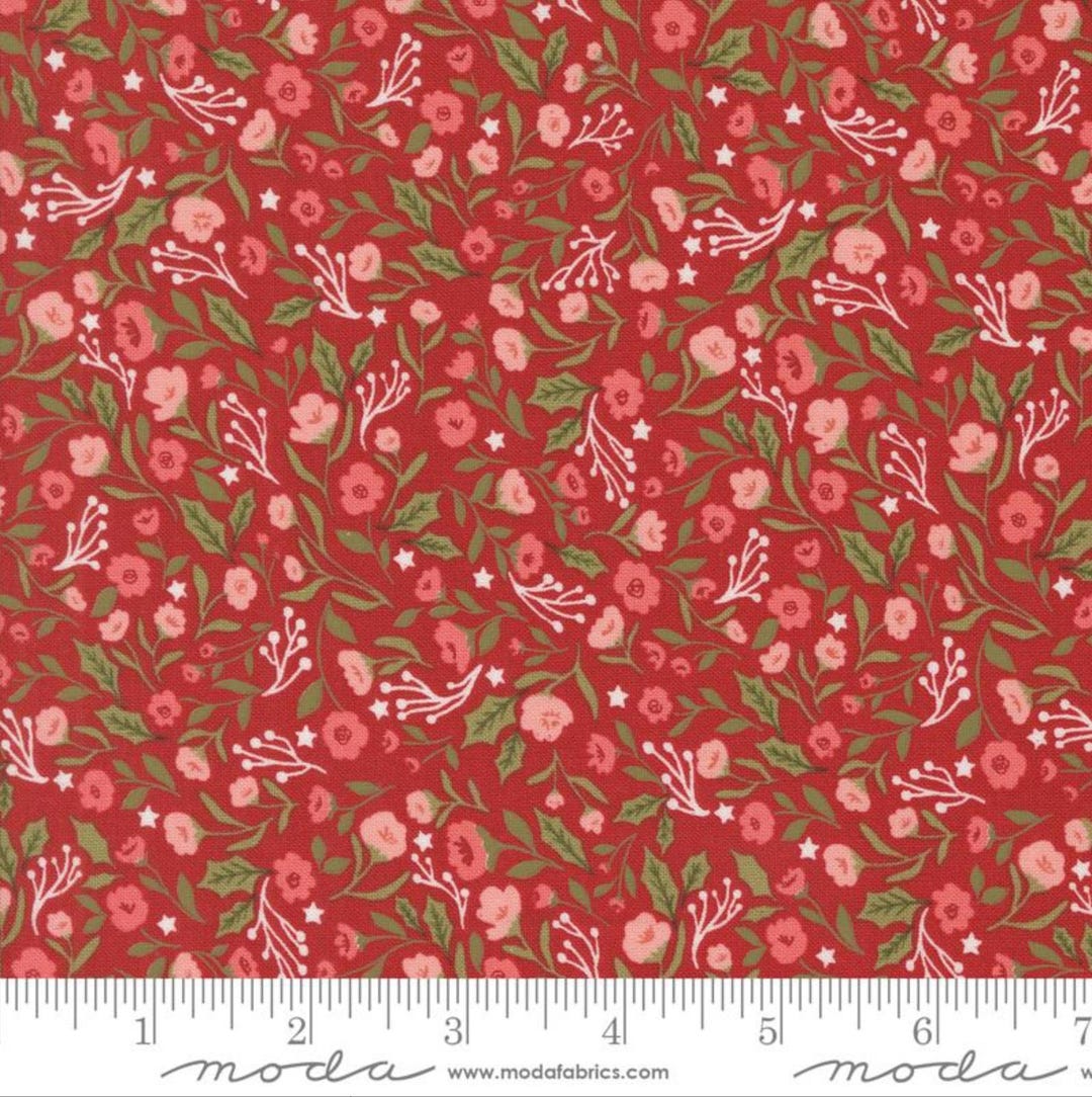 Moda BERRY AND PINE - Christmas Posies in Cranberry (5241 14) - by ...