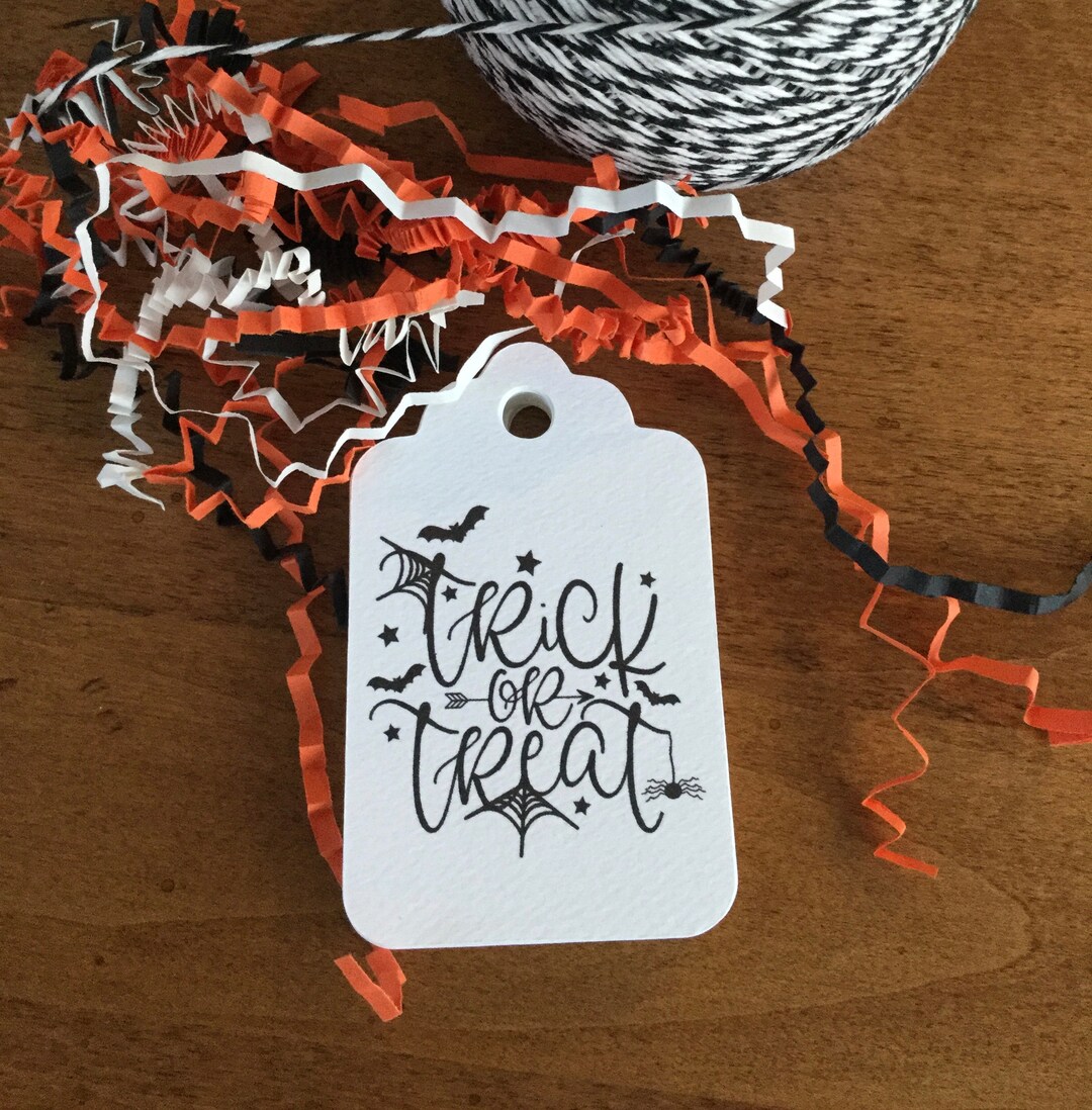 12 Frightfully Adorable Trick or Treat Gift Tags (optional ...