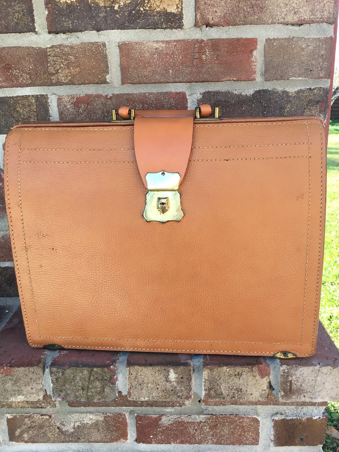 1960s REXBILT Split Cowhide Brief Bag With ACCESSO Stay-open Frante ...