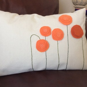 Yellow Spring Blossom Pillow, 3D Felt Applique Throw, Minimalist Floral ...