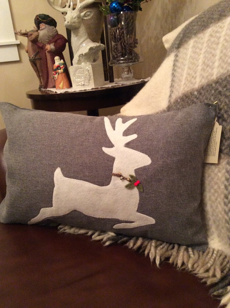 Christmas Reindeer Pillow Cover Holiday Reindeer White - Etsy