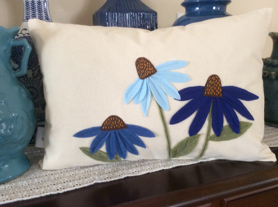 Blue Cone Flower Pillow Cover, Felt Floral Applique Throw, 3D Flower Cushion, Summer Flower ...