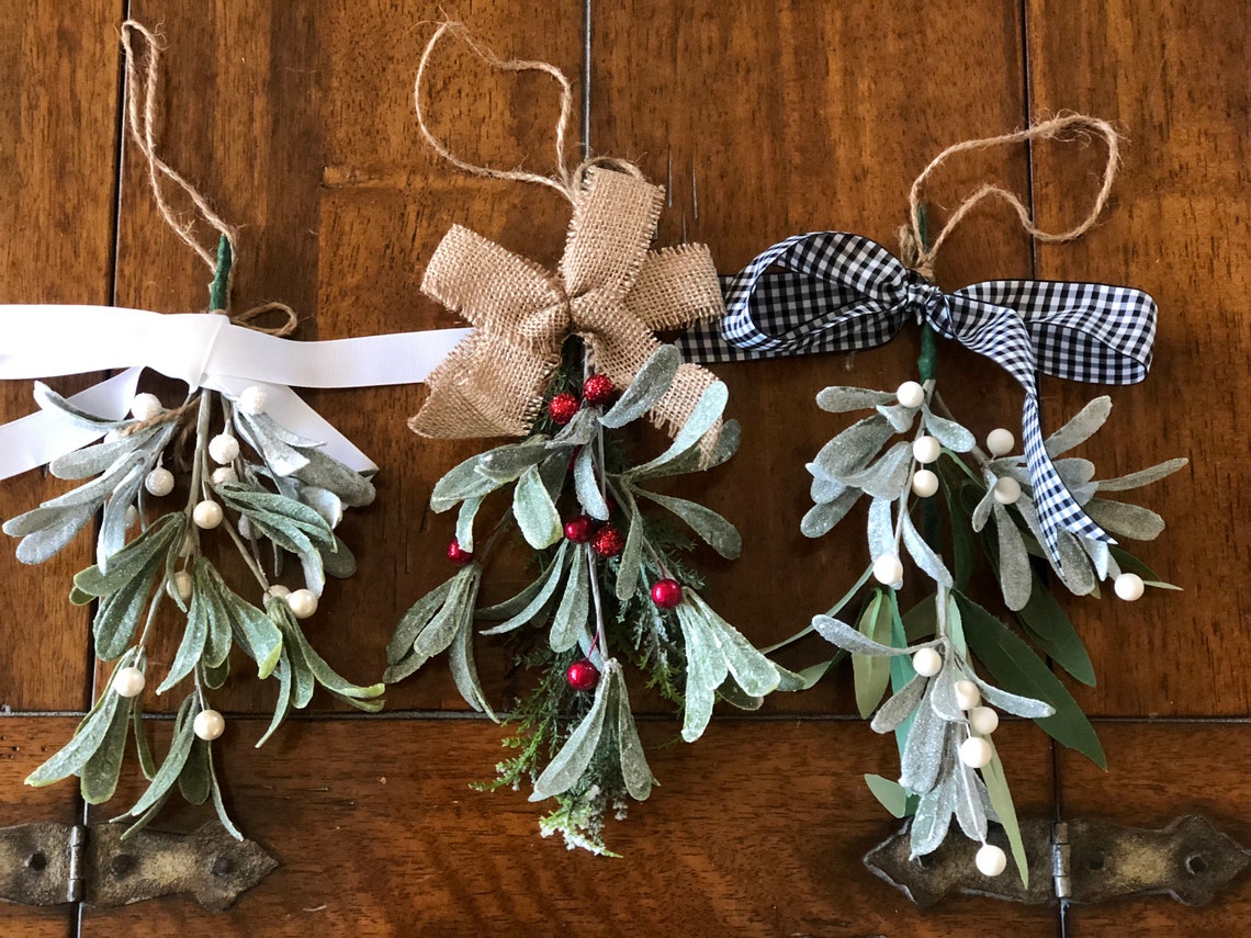 Mistletoe Artificial Mistletoe Farmhouse Christmas Ornament - Etsy