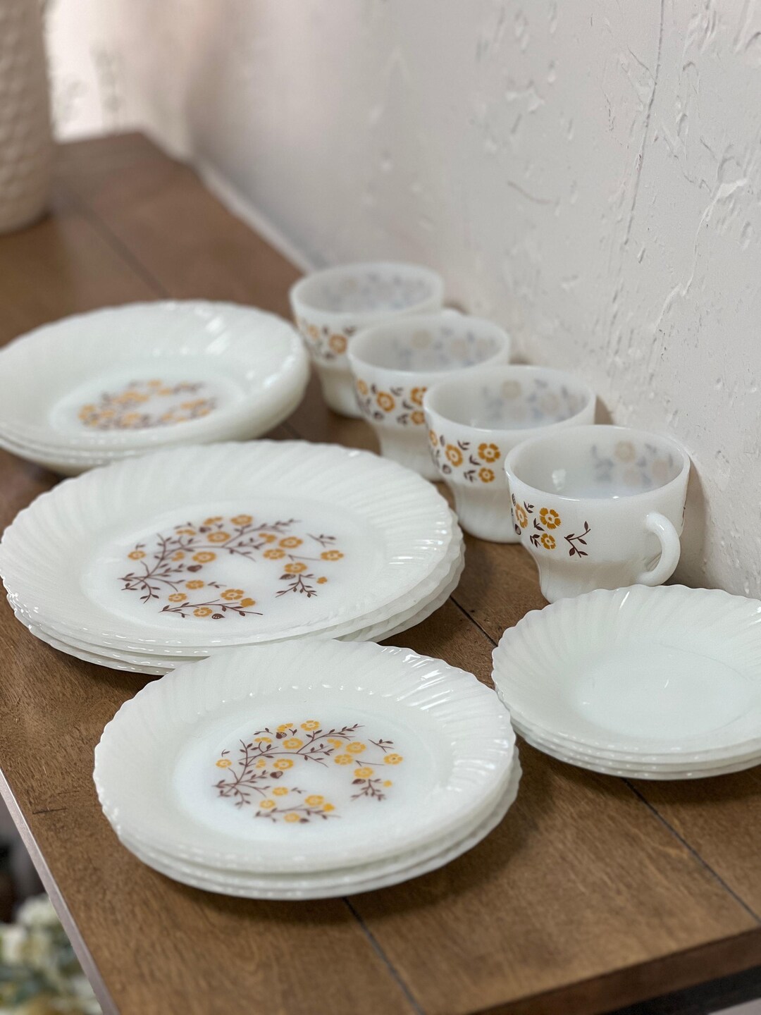 Service for 4 Vintage Termocrisa Milk Glass Dinnerware in Brown and ...