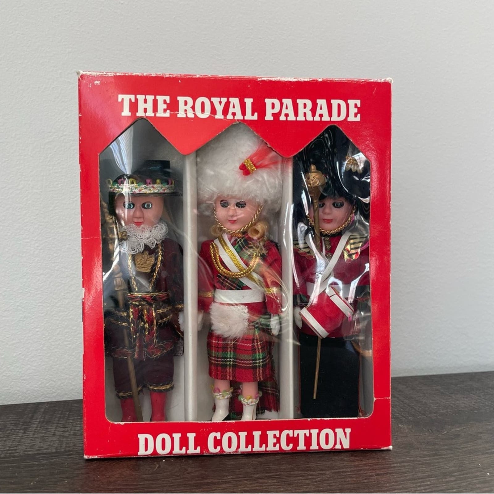Vintage | the Royal Parade Doll Collection United Kingdom England ...