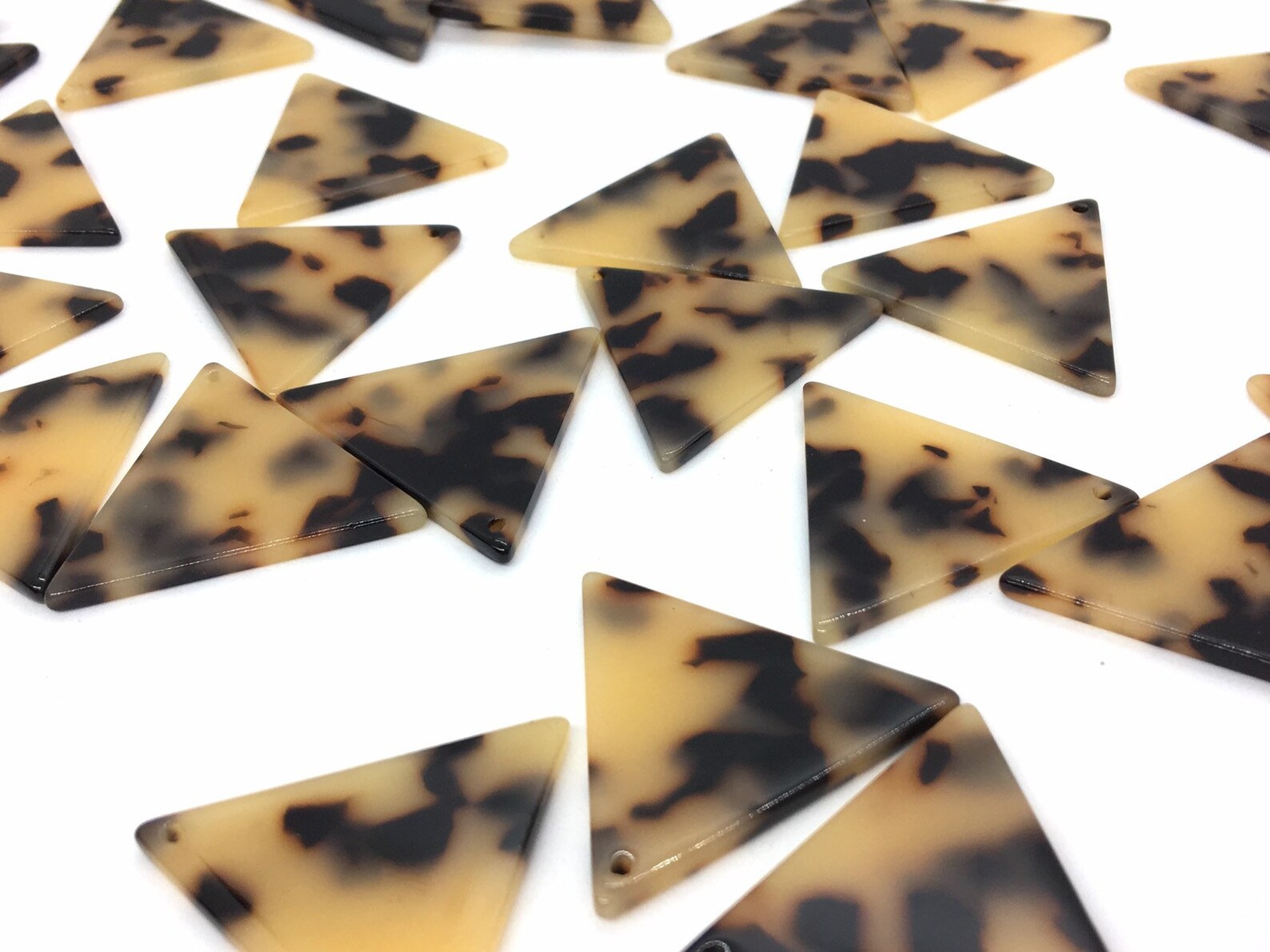 Blonde Tortoise Shell Beads triangle shape acrylic 36x31mm | Etsy