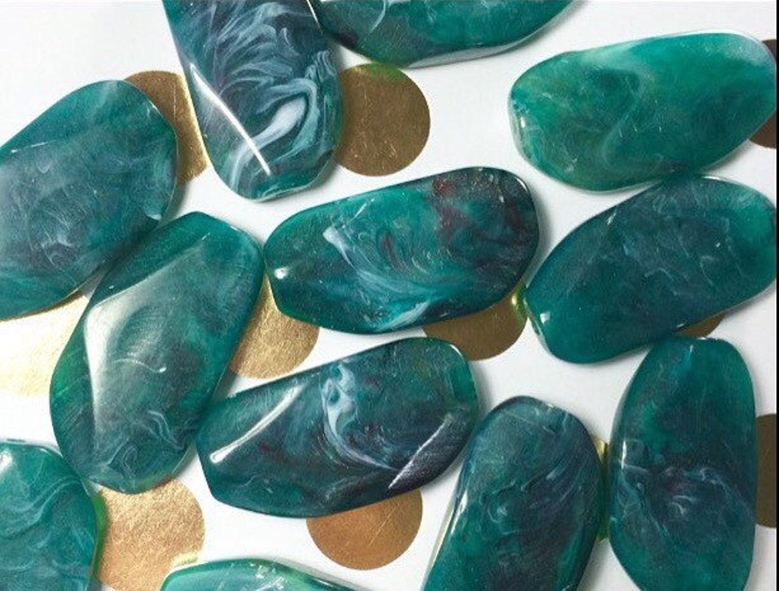 Large Emerald Green Gem Stone Beads Acrylic Beads That Look - Etsy