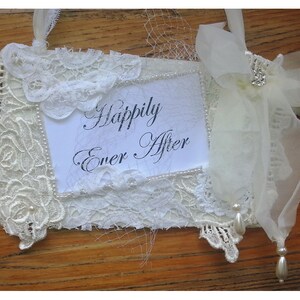 Lace and Pearl Wedding Sign, Handmade Mr and Mrs Decor - Etsy