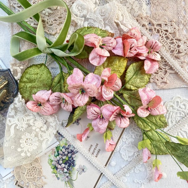 Pansys Posies Fabric - Etsy