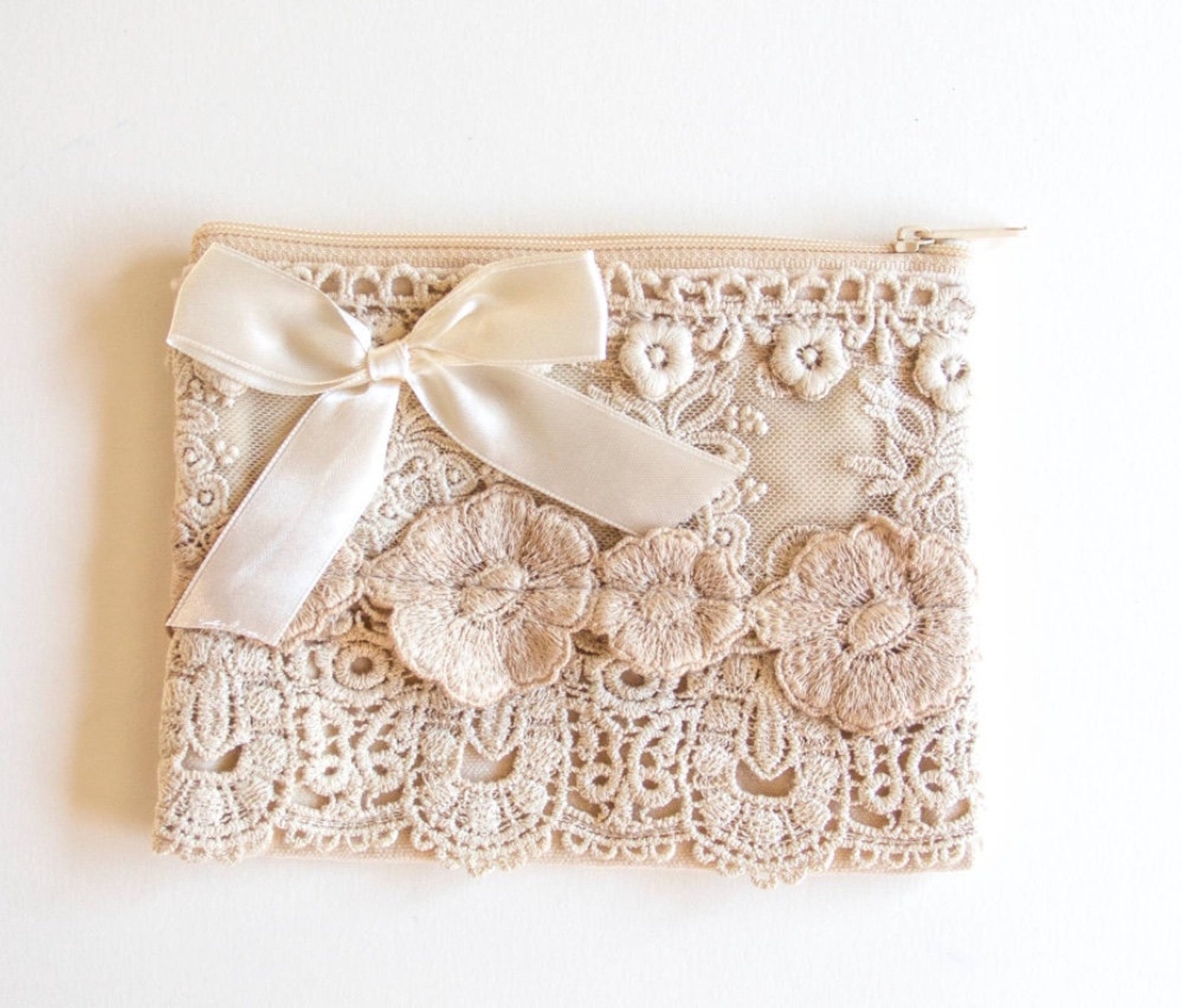 Vintage Style Lace Zip Bags. Lace Zip Bags. Lace Purse. Bridal Purse ...