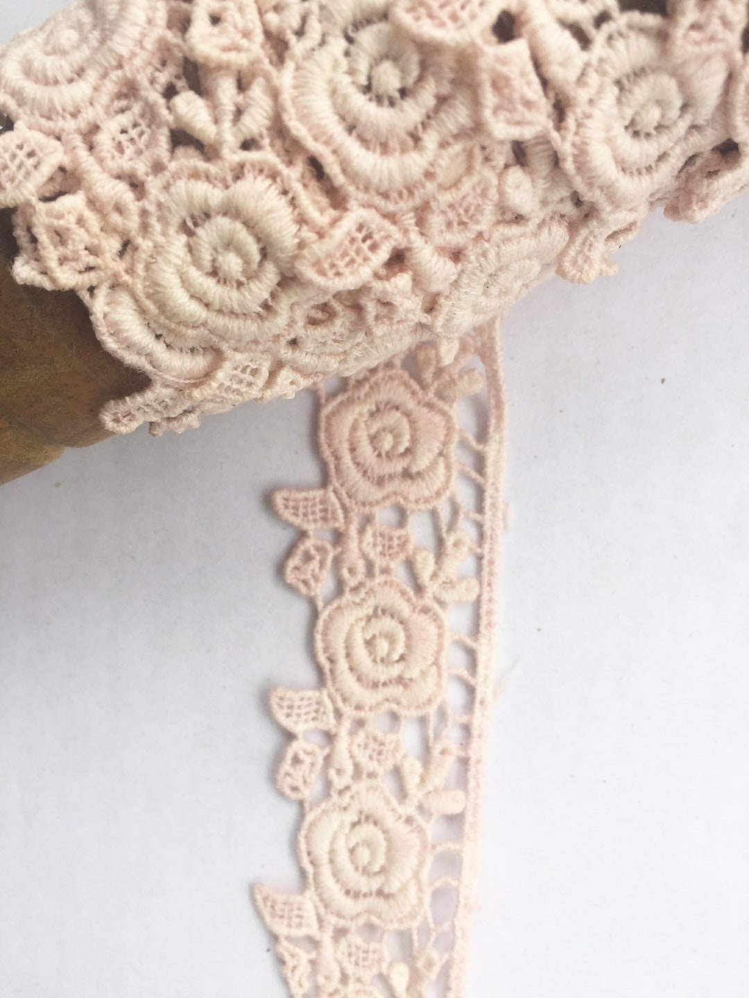 Narrow Rose Lace . Vintage Cotton Rose Lace . Gorgeous Cotton Rose Lace ...