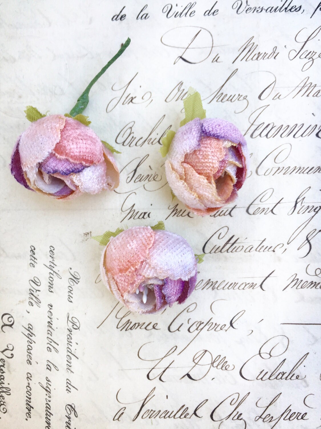 3 Posies Velvet Flowers . Vintage Millinery . Millinery Supply . Velvet ...