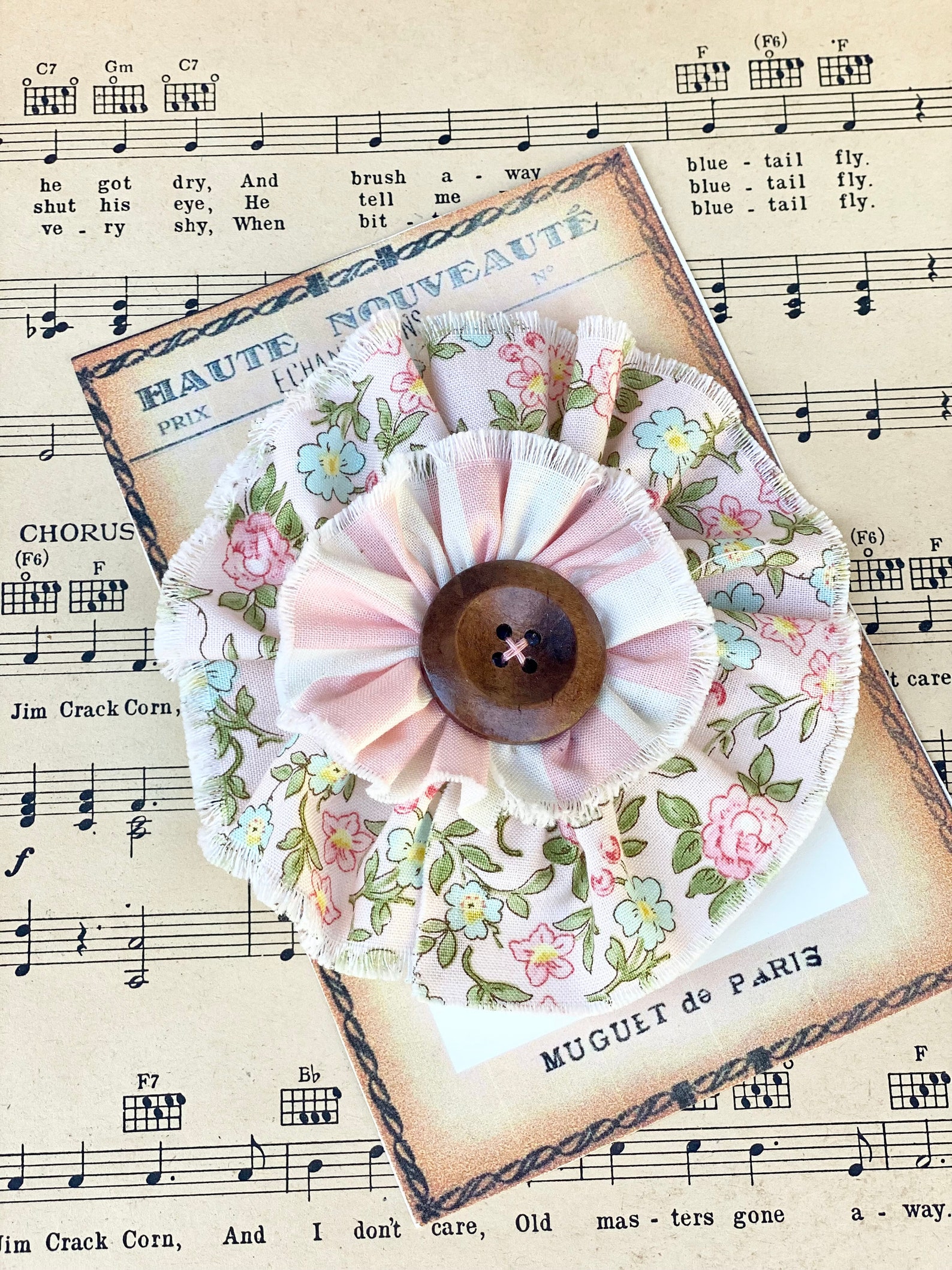 Vintage Stripe and Floral Flower Brooch That Can Be Pinned on Clothing ...