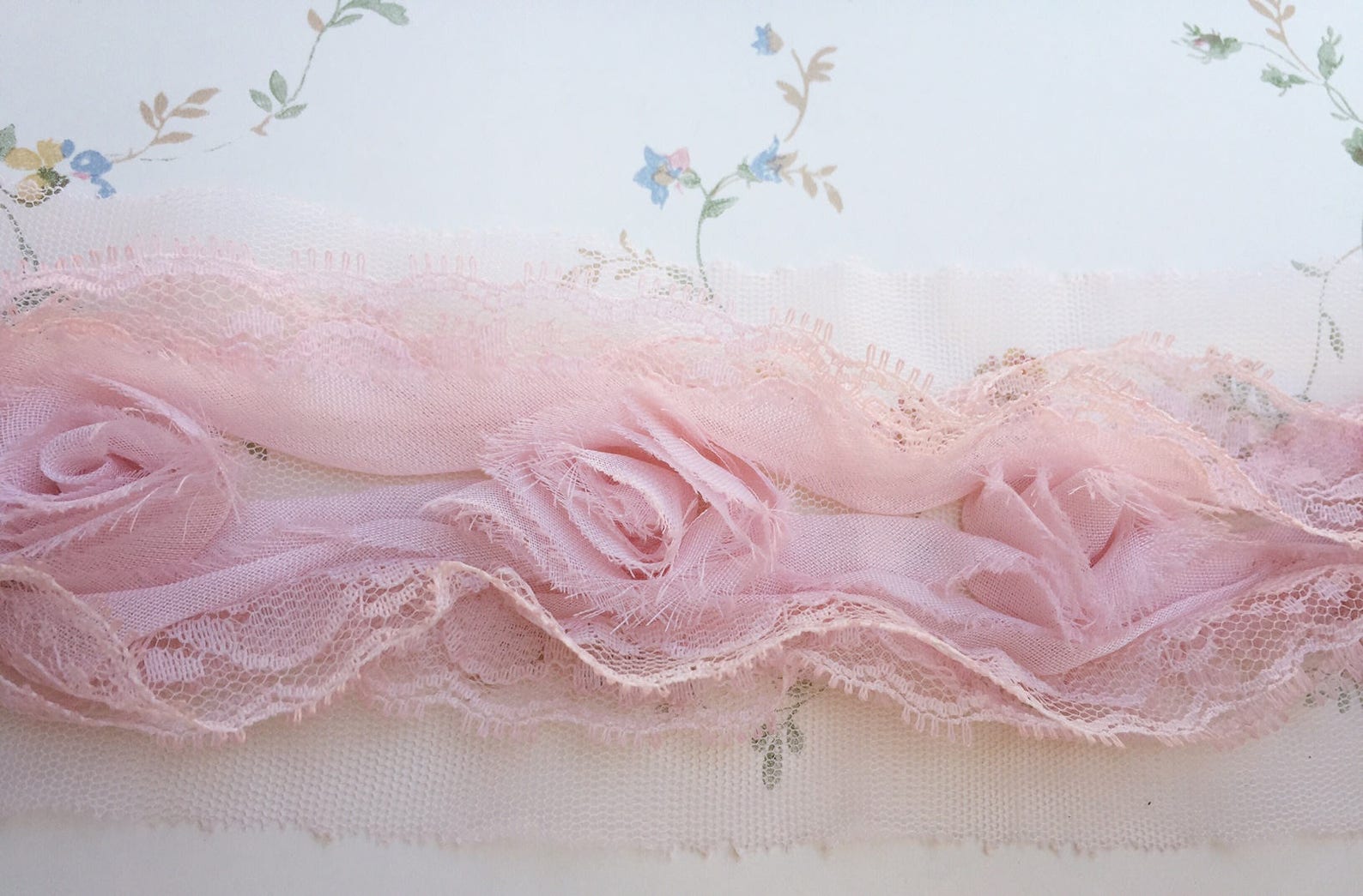 Chiffon Rose and Lace Trim . Embellishment Rose Trim. Tulle Roses .trim ...