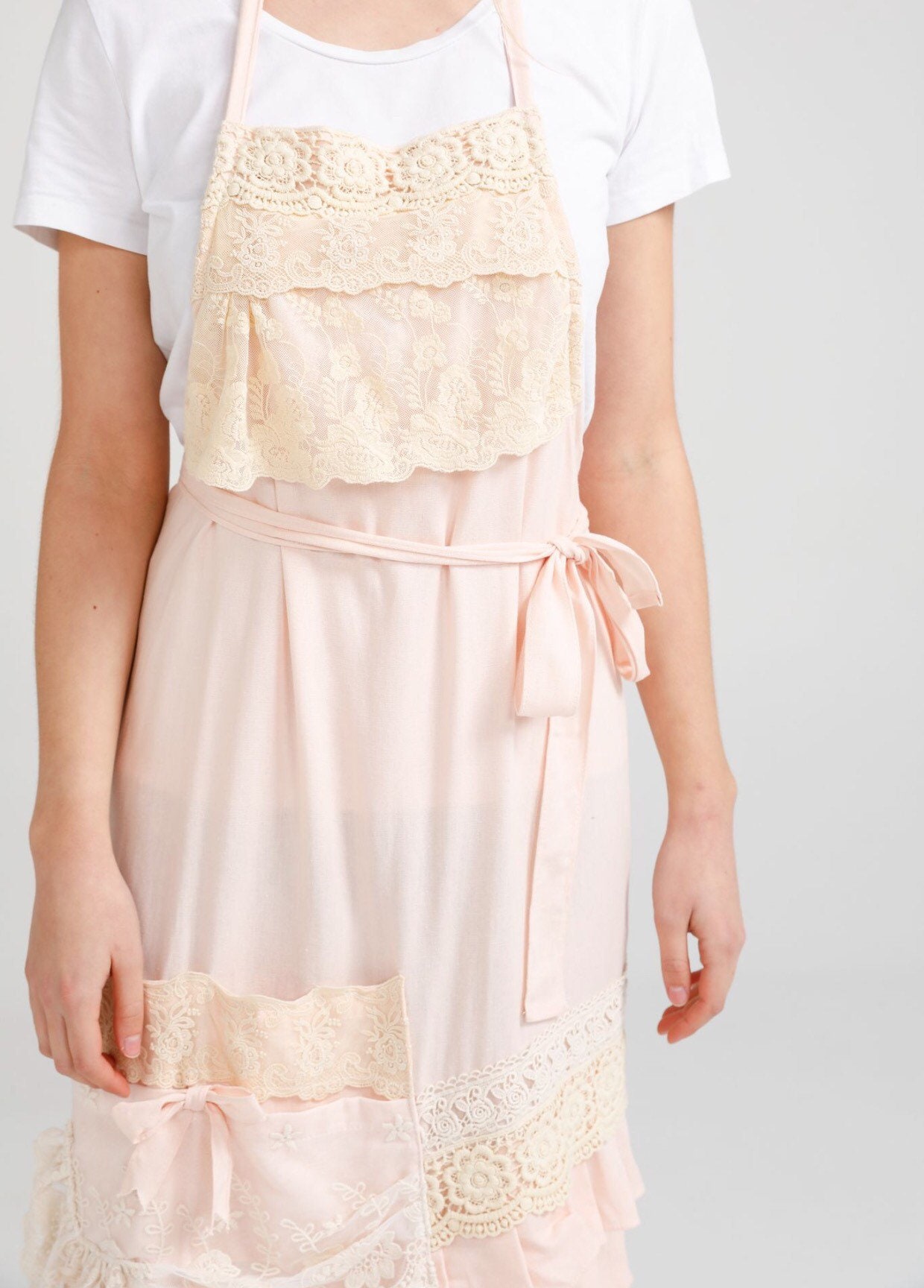 Vintage Lace Apron and Linen by Miss Rose Sister Violet. Lace Apron ...