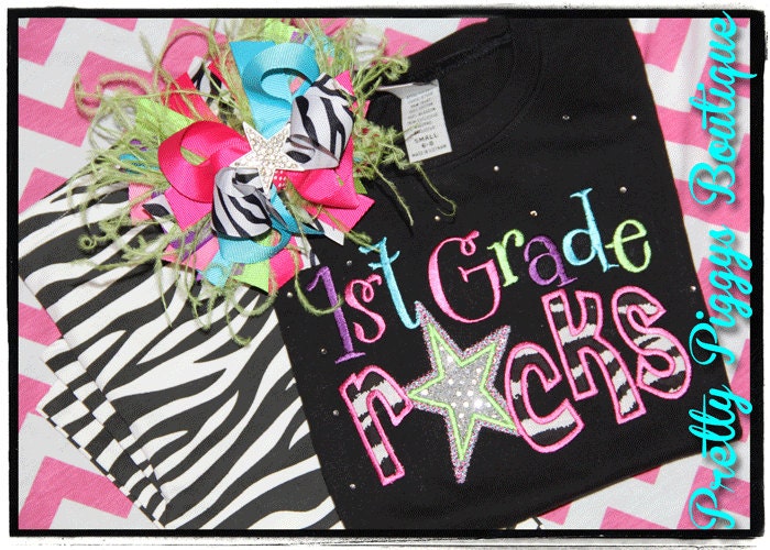 1st Grade Rocks With Star 5X7 Embroidery Design - Etsy