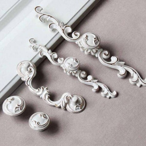 Shabby Chic Pull - Etsy