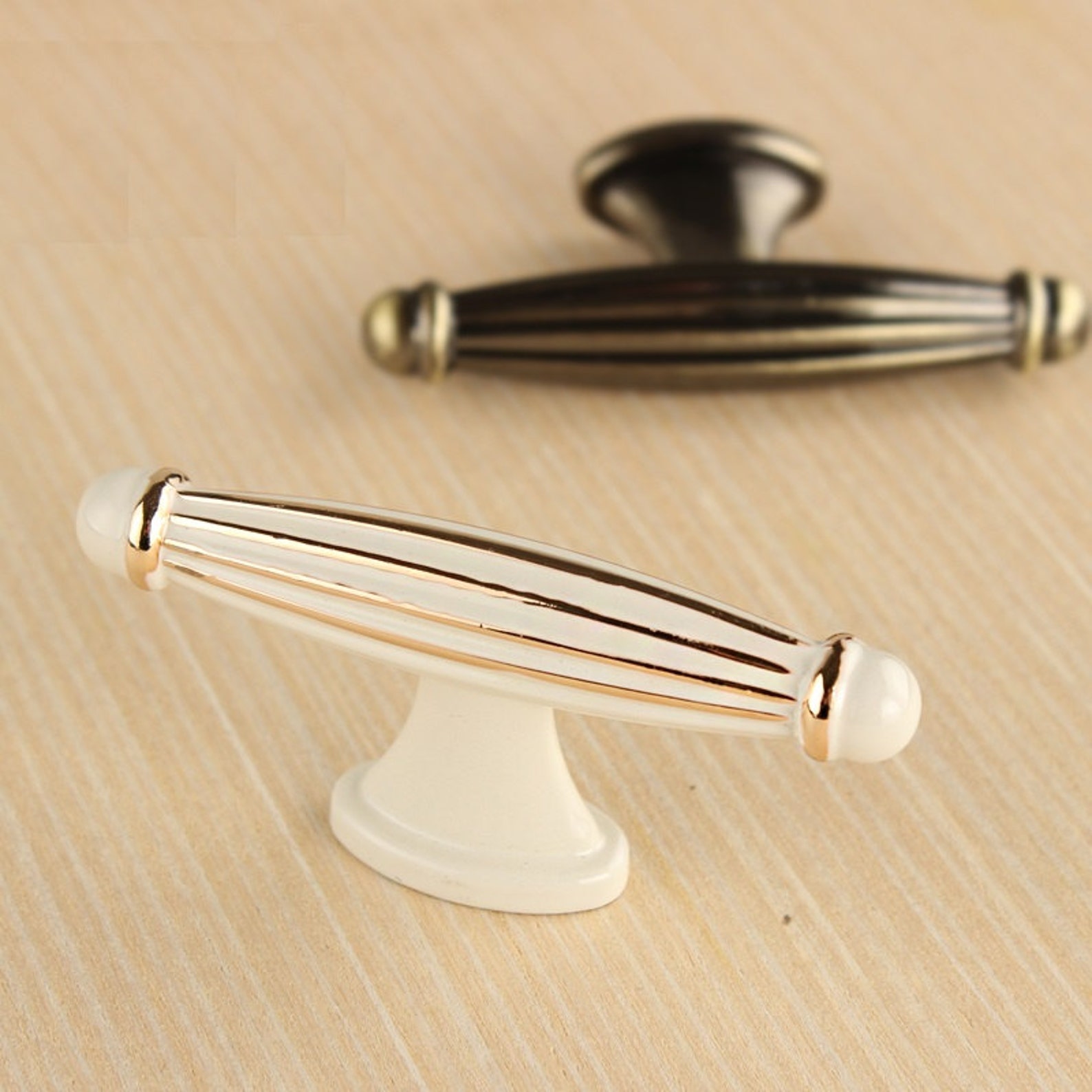 Dresser Knob Handle Drawer Pulls Handles Knobs White Gold Cabinet Knob ...