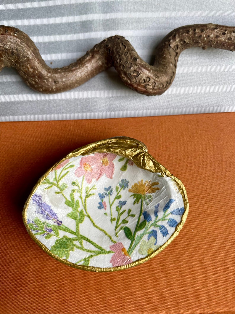 Serena and Lily Inspired Decoupage Shell Trinket Dish - Etsy