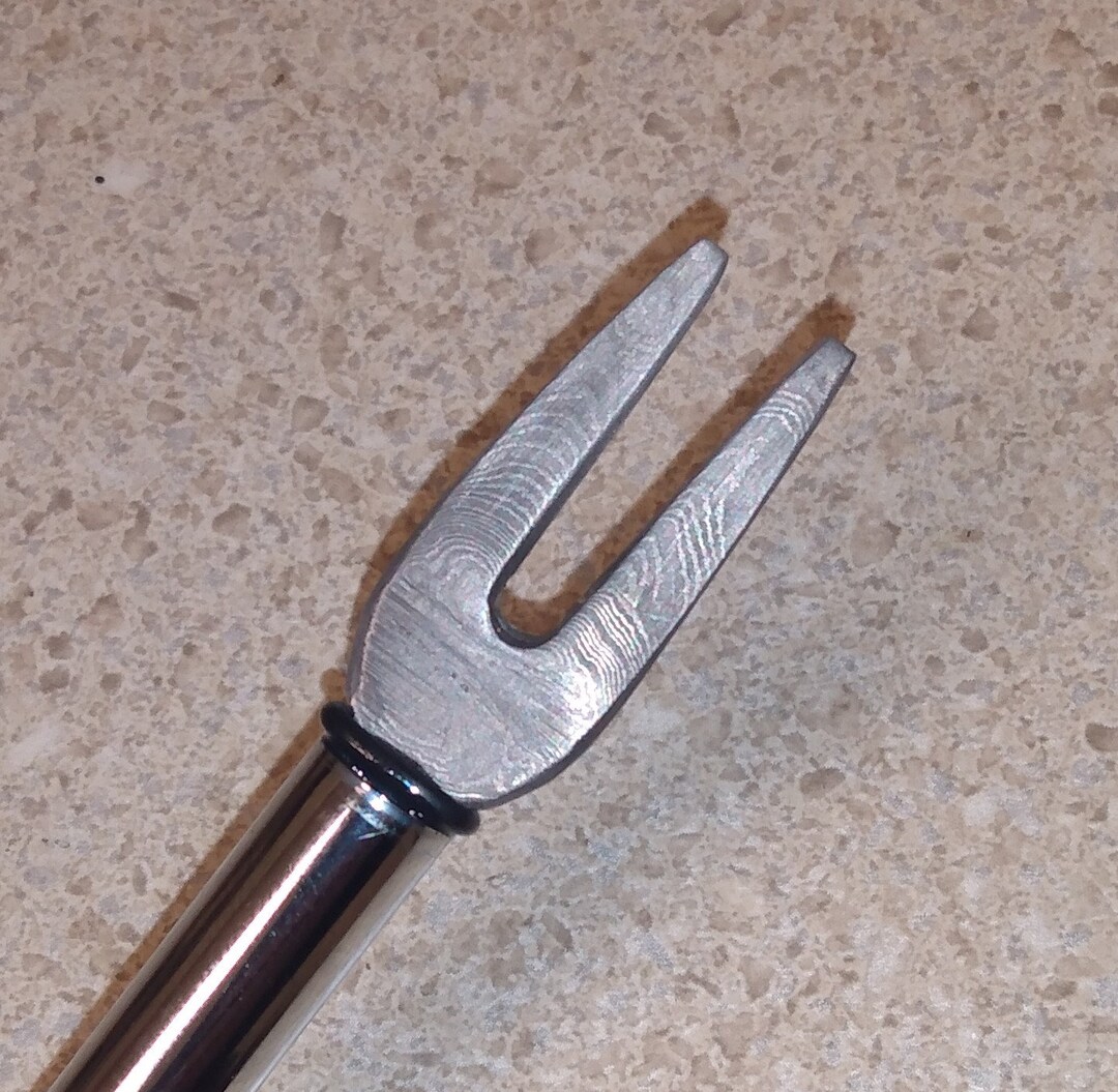 BAD BACK??? Damascus Steel Divot Tool on a True Temper Shaft Handmade ...