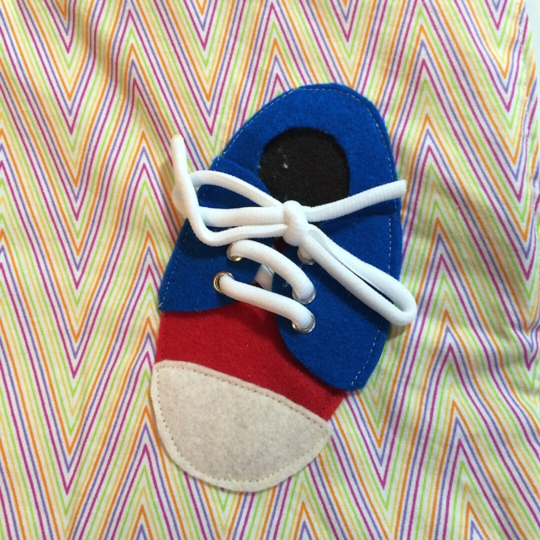 Shoe Lace Quiet Book Page PDF Pattern PDF | Quiet Book | Felt Busy Book ...