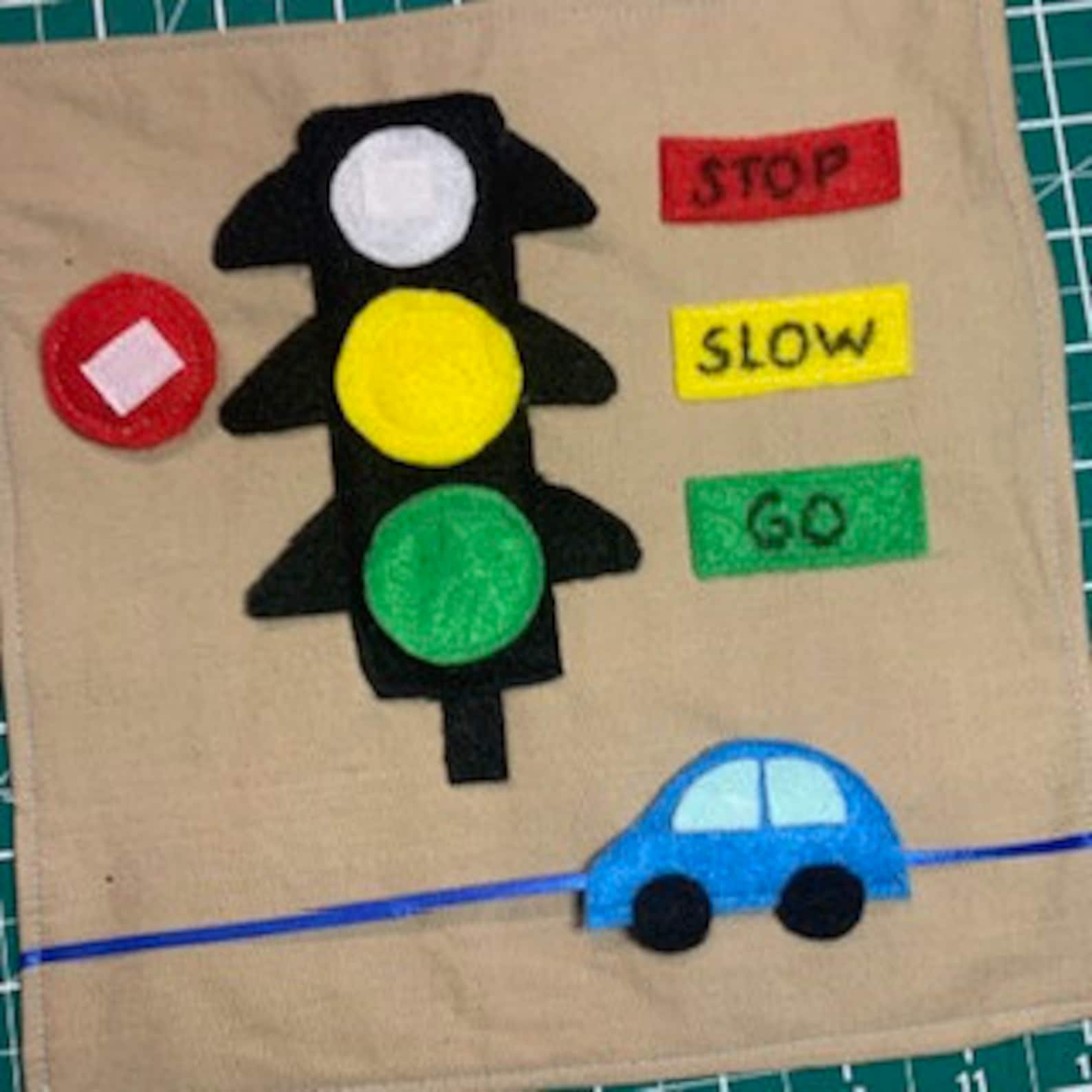 Traffic Lights Toddler Quiet Book Page PDF Pattern | Quiet Book | Felt ...