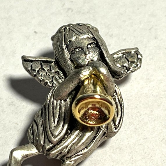 Vintage DM Daria Angel with Trumpet Pin Brooch - Gem