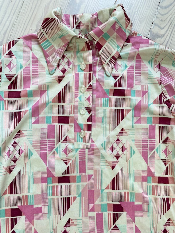 Vintage 1970s Short Set / 70s Geometric Print Top and… - Gem