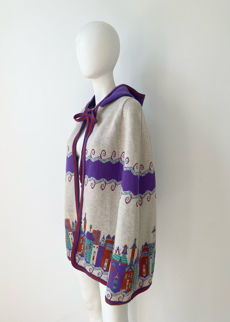 1970s Cape / 70s City by the Sea Hooded Knit Cape by Sabra / - Etsy