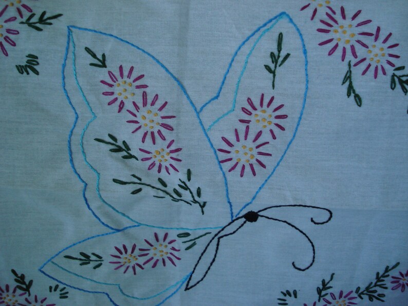 Vintage Hand Embroidery Quilt Block With a Butterfly - Etsy