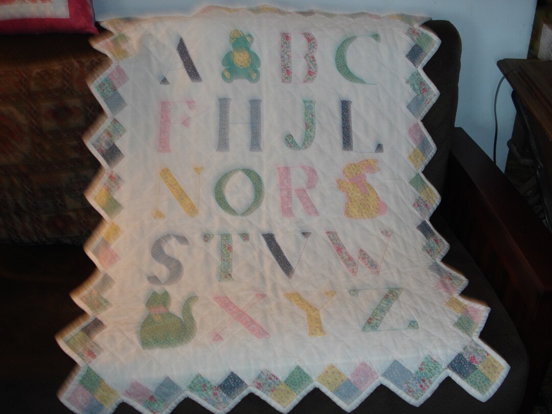Vintage ABC Baby Quilt - Etsy