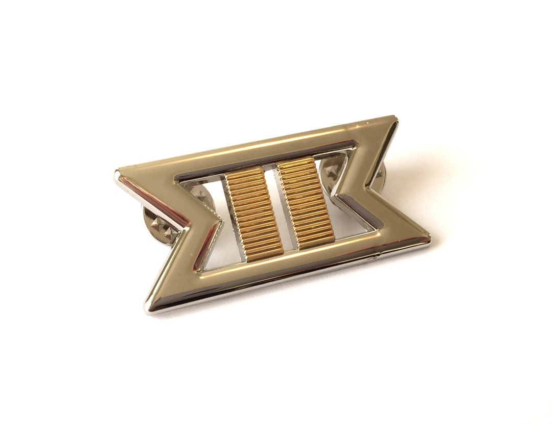 Movie Era Commander Pin - Etsy Australia