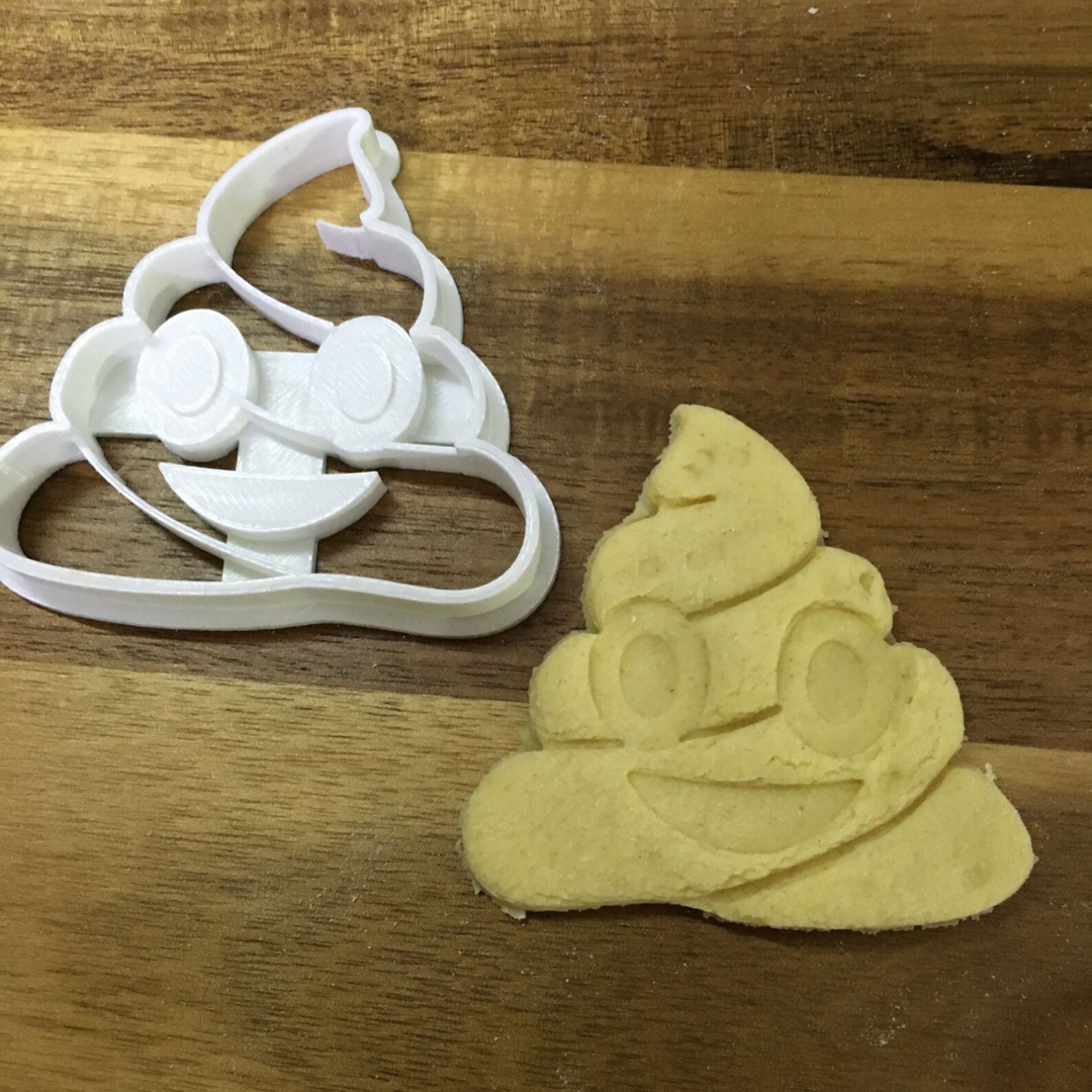 Emoji poo 3D Printed Cookie Cutter - Etsy