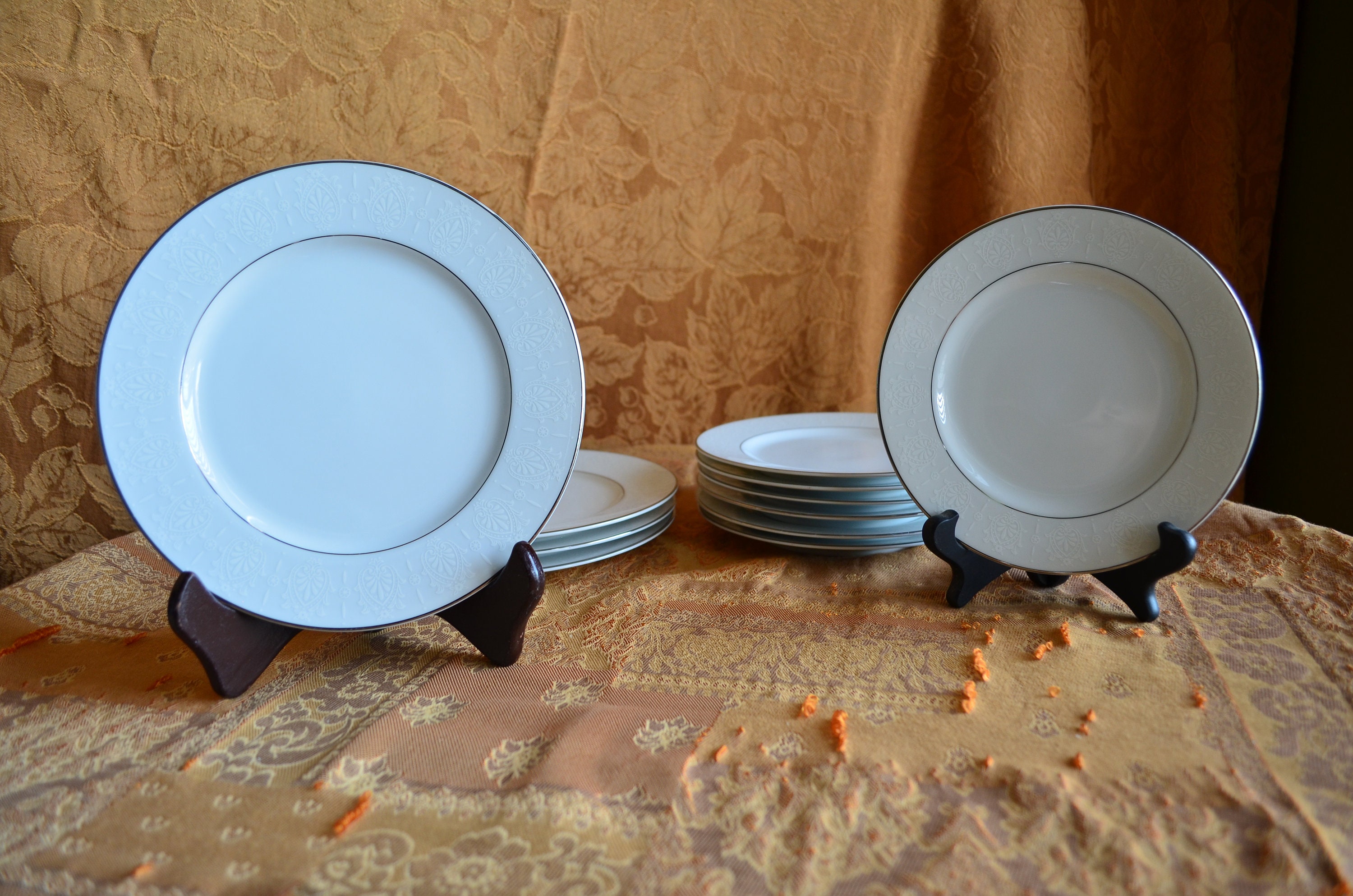 30 Pc Crown Empire China Set, Princess, Dinner Plates, Salad Plates ...