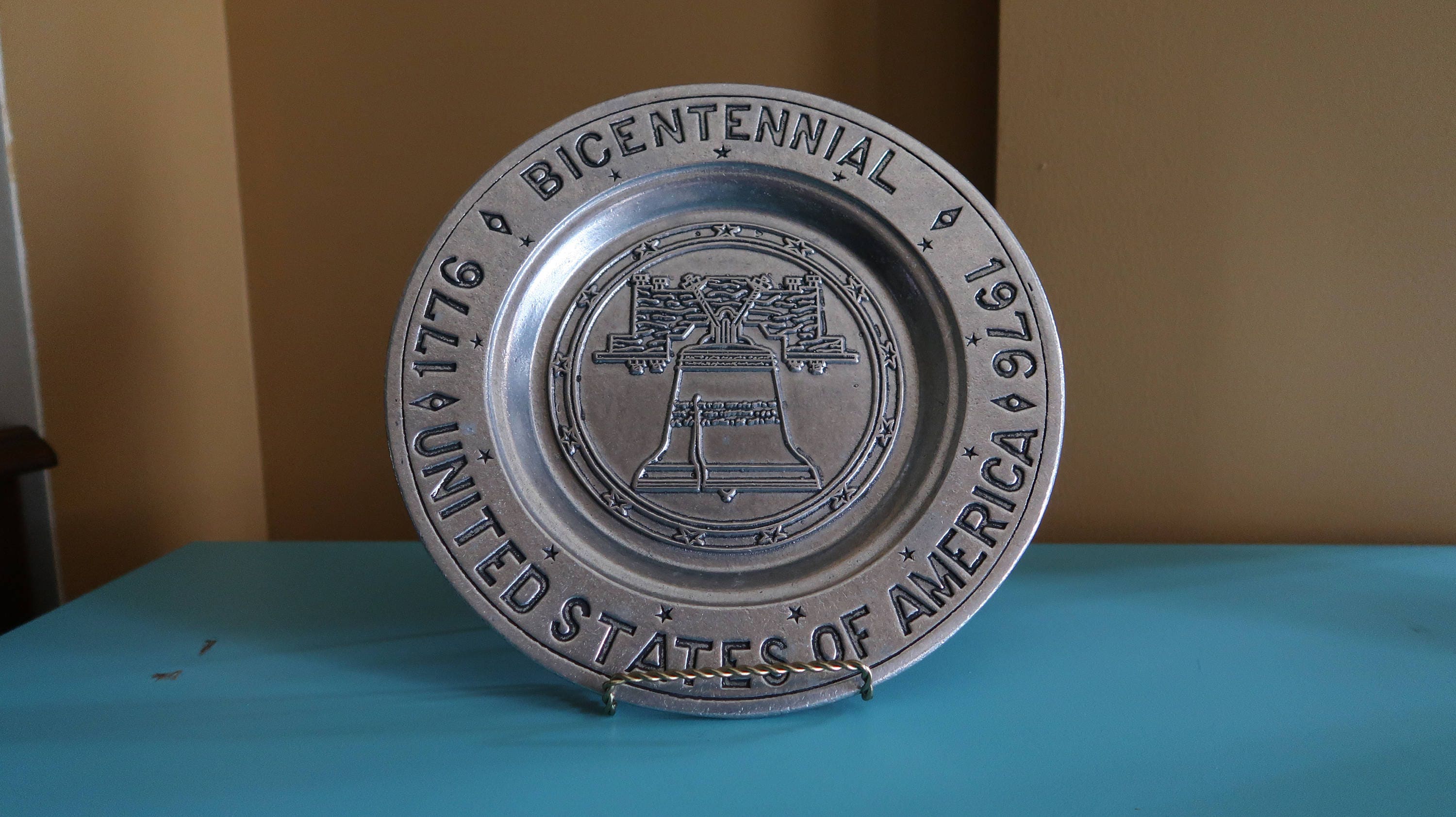 Bicentennial United States of America Decorative Metal Plate, 1976 ...